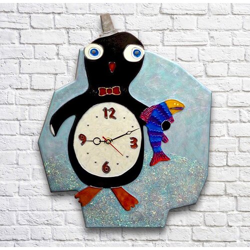 Часы детские настенные "Пингва Денди", ручная работа, бесшумные , 40*47 см.