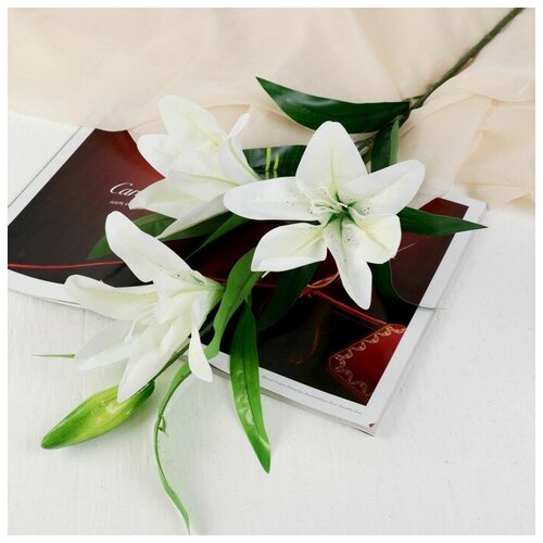 Цветы искусственные "Три лилии" 18*90 см, белый