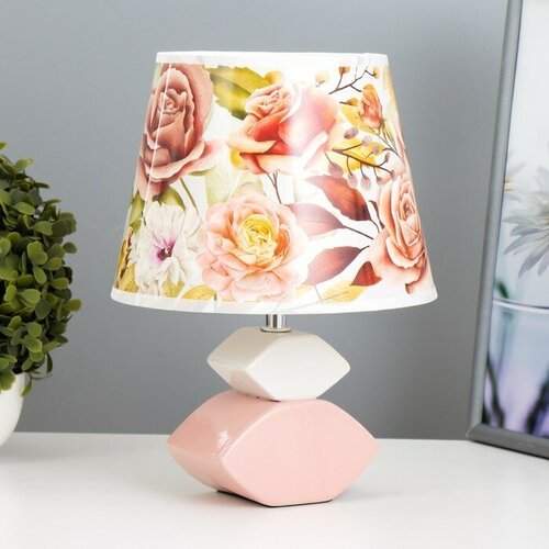Настольная лампа "Букет" Е14 15Вт розово-белый 20х20х32 см