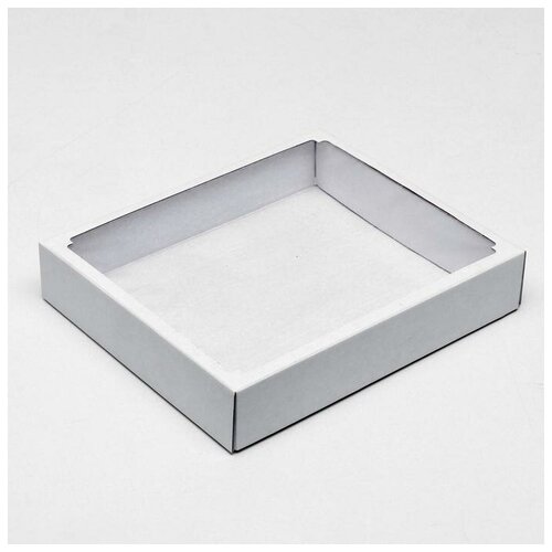Коробка сборная без печати крышка-дно белая с окном 37 х 32 х 7 см./ В упаковке: 5