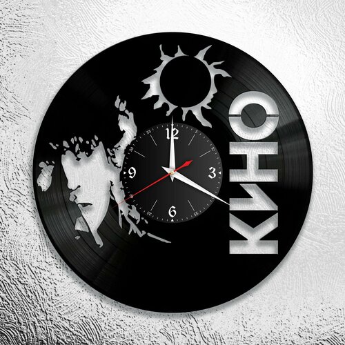 Настенные часы из виниловой пластинки с группой Кино, Виктор Цой