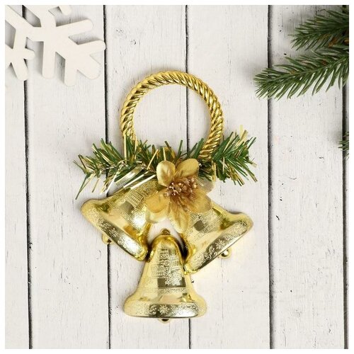 Зимнее волшебство Украшение новогоднее "Три колокольчика с цветком на кольце" 10х14,5 см, золото