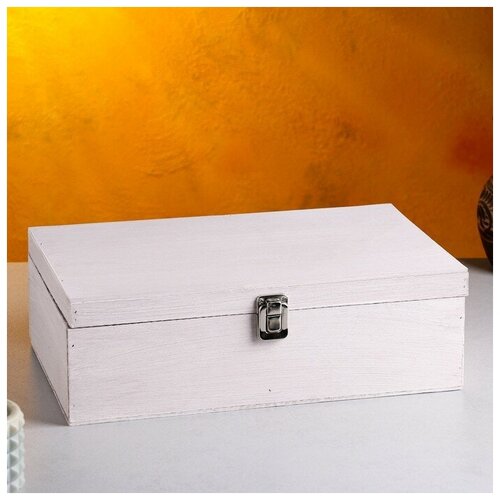 Подарочный ящик 34x21.5x10.5 см деревянный 3 отдела, с закрывающейся крышкой, состаренный