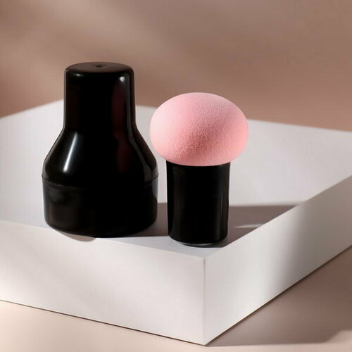 Спонж для макияжа с ручкой "Стик", d 4.1 x 3 см, в футляре, цвет чёрный/розовый