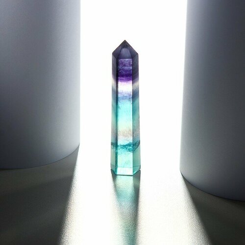 Кристалл из натурального камня «Фиолетовый флюорит», высота: от 7 до 8 см