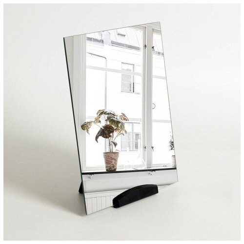 Зеркало на подставке, зеркальная поверхность 17,5 × 22 см, цвет чёрный
