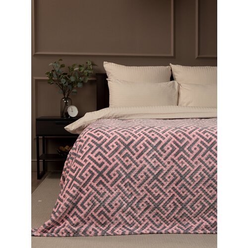 Плед TexRepublic Deco Lux 150х200 см, 2 спальный, велсофт, покрывало на диван, теплый, мягкий, серый, розовый с принтом лабиринт
