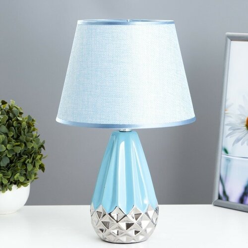 Настольная лампа "Флоренция" Е14 40Вт голубой-хромовый 22,5х22,5х35 см