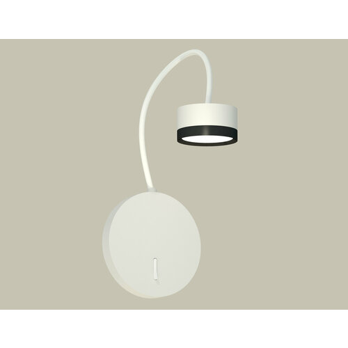 Комплект настенного светильника с выключателем Ambrella TRADITIONAL XB XB9595151 Ambrella
