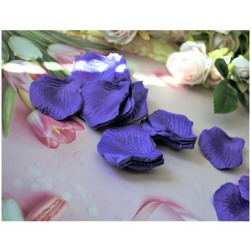 Лепестки роз тканевые (прессованные) на свадьбу для декора и встречи молодоженов в синем цвете 25 гр.