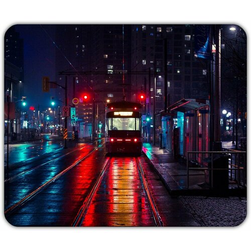 Коврик для мыши "Ночная фотография с видом на неоновый город с уходящим вдаль трамваем" (24 x 20 см x 3 мм)