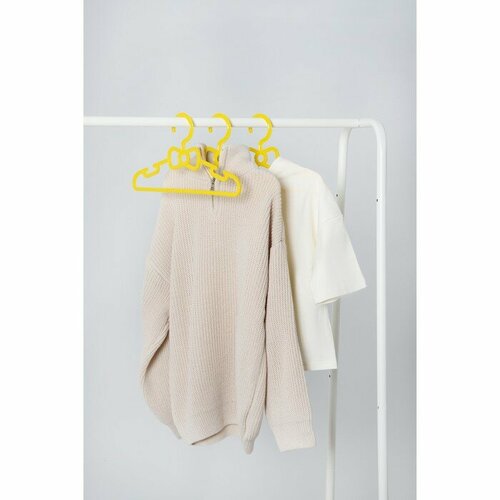 Плечики - вешалки для одежды детские Доляна, 28,5×0,3×154 см, набор 10 шт, цвет жёлтый