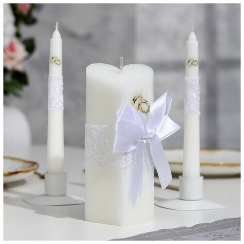 Набор свечей "Кружевной с бантиком" белый: домашний очаг 6,8х15см, родительские 1,8х17,5см