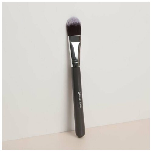 Кисть для макияжа Brush GRAPHITE , 17 см, цвет тёмно серый/серебристый