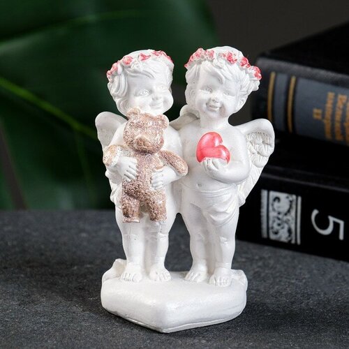 Хорошие сувениры Фигура "Ангелочки с мишкой на сердце" перламутр, 10х7х5см