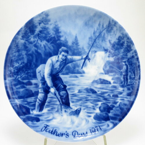 Декоративная коллекционная тарелка "День отца 1971". Фарфор, деколь. Германия, Royale Blue Winter China. 1971