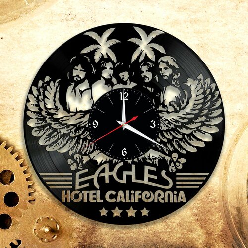 Настенные часы из виниловой пластинки с группой Eagles