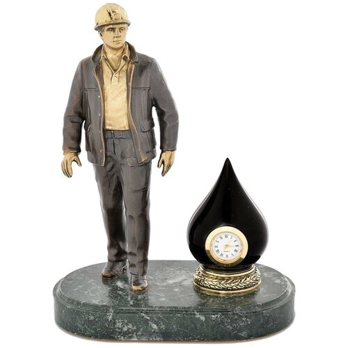 Бронзовая статуэтка с часами "Рабочий нефтяной промышленности"