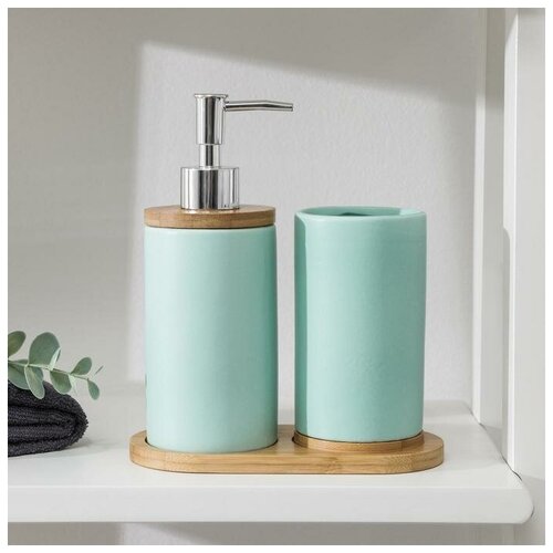 Набор аксессуаров для ванной комнаты «Натура», 2 предмета (дозатор 400 мл, стакан, на подставке), цвет мятный