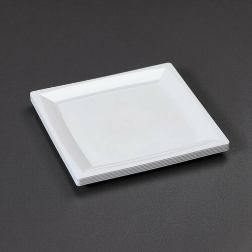Набор пластиковых одноразовых тарелок, 17.2x17.2 см, квадратные, плоские, 6 шт, цвет белый
