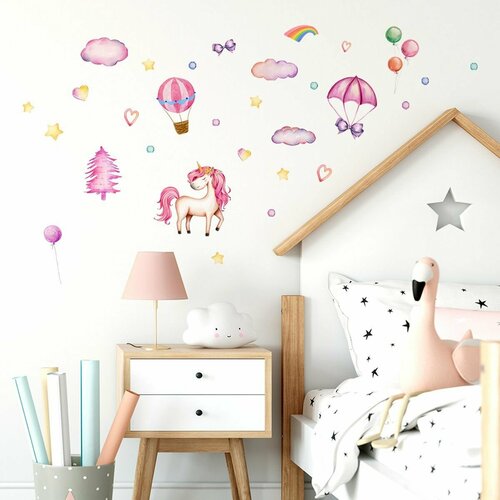 Наклейка на стену для интерьера для детей Единорог с воздушными шарами