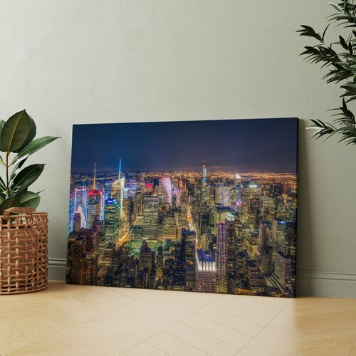 Картина на холсте "Вид на ночной город с вершины небоскреба" 30x40 см. Интерьерная, на стену.