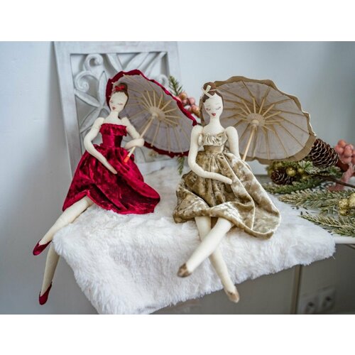 Декоративная кукла сеньорита С зонтиком, текстиль, бежевая, 45 см, Due Esse Christmas 11840885-01/BEIGE