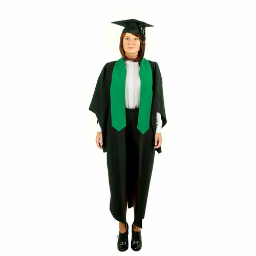 Комплект выпускника. Мантия, конфедератка и шарф зеленый