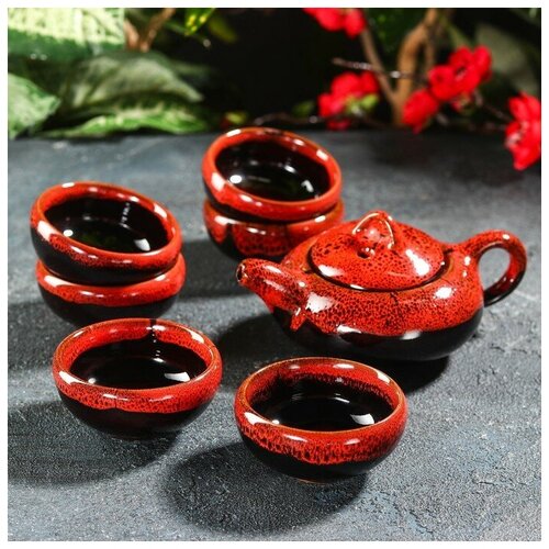 Набор для чайной церемонии керамический «Лунное озеро», 7 предметов: чайник 150 мл, 6 пиал 50 мл, цвет красный
