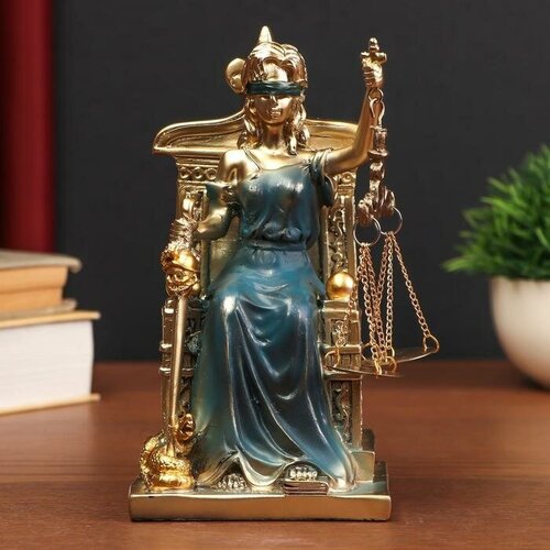 SUI Сувенир полистоун "Богиня Фемида на троне" золотистый с синим 19х10х9 см