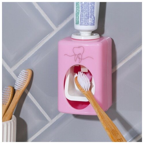 Выдавливатель для зубной пасты механический «Зуб», розовый