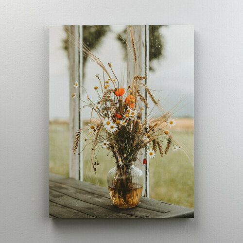 Интерьерная картина на холсте "Букет полевых цветов в вазе на летней веранде - натюрморт" размер 22x30 см