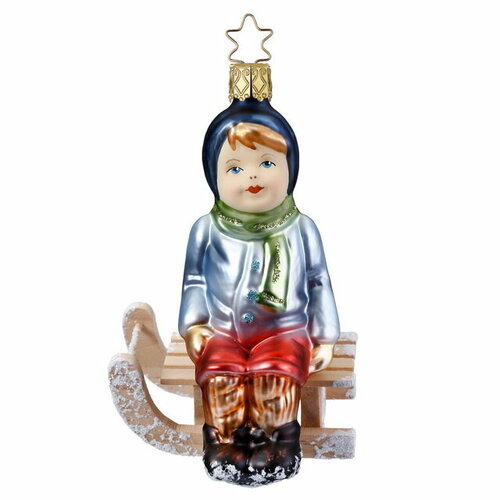 Inge Glas Стеклянная елочная игрушка Мальчик Франц на санях 11 см, подвеска 10047S021