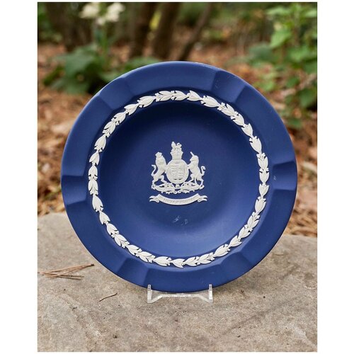 WEDGWOOD тарелка, серебряный юбилей правления Елизаветы II, Англия