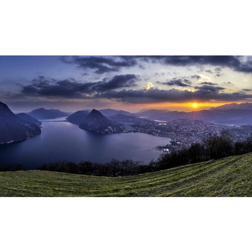 Картина на холсте 60x110 Альянс Лес "Lake Lugano озеро Рувигляна" на подрамнике / интерьер/ декор