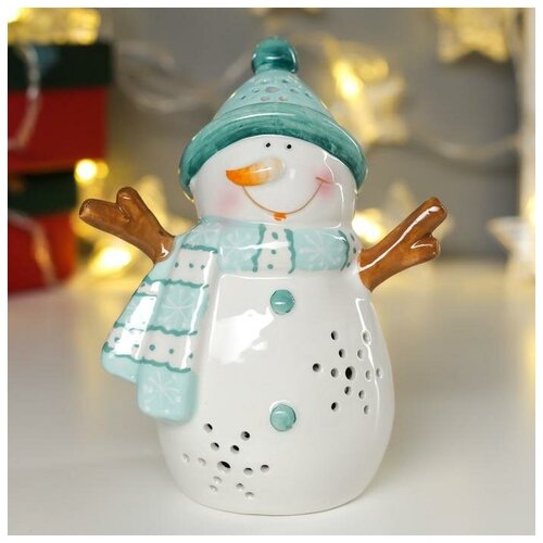 Сувенир керамика свет "Снеговик в бирюзовой шапке с бомбошкой" 13х7,3х10,3 см 4886395