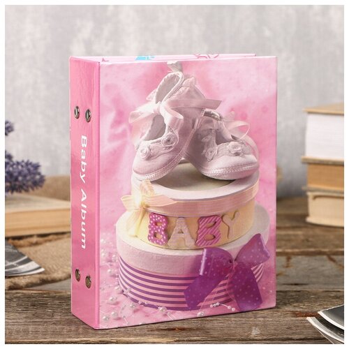 Фотоальбом на 100 фото 10X15см "baby shoes" для девочки