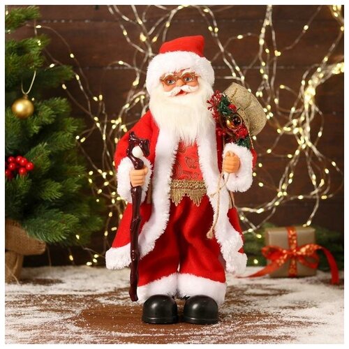 Дед Мороз "В красном костюмчике с орнаментом, с посохом" двигается, 20х40 см
