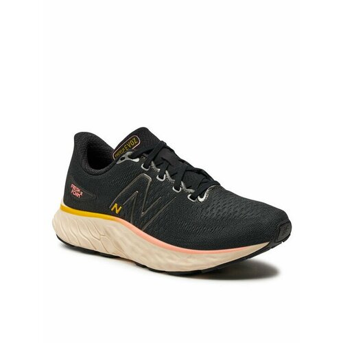 Кроссовки New Balance, размер EU 41,5, черный