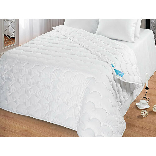 Одеяло из лебяжьего пуха 1,5 спальное - ЭК - Всесезонное 300 гр. EcoStar (Полиэстер)