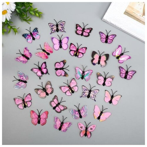 Магнит пластик "Бабочка одинарные крылышки светло-розовые" 4,5 см (100 шт)