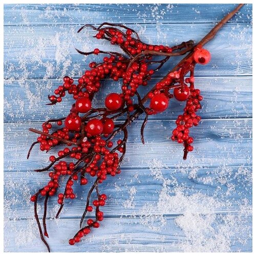 Декор "Зимнее очарование" подмёрзшие ягоды 25 см
