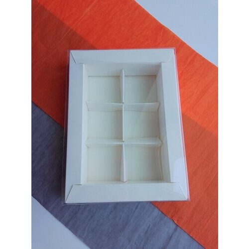 Коробка на 6 конфет. упаковка 20 штук, белая с прозрачной крышкой