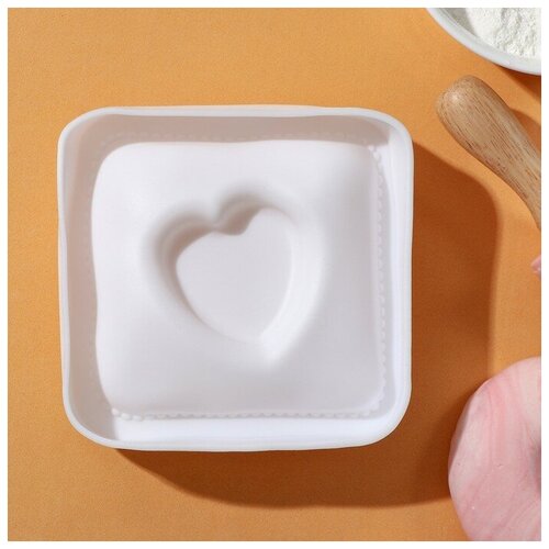 Форма для выпечки и муссовых десертов KONFINETTA "Любовь в квадрате", 11,4х12х4,4 см, силикон, цвет белый