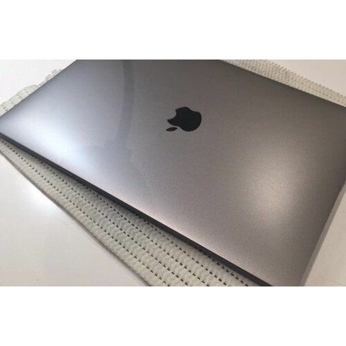 Защитная бронированная пленка на нижнюю крышку MacBook Pro 15" (2017) (Матовая)