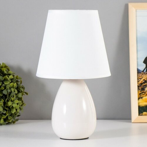 RISALUX Настольная лампа "Джина" E14 40Вт белый 18х18х29 см
