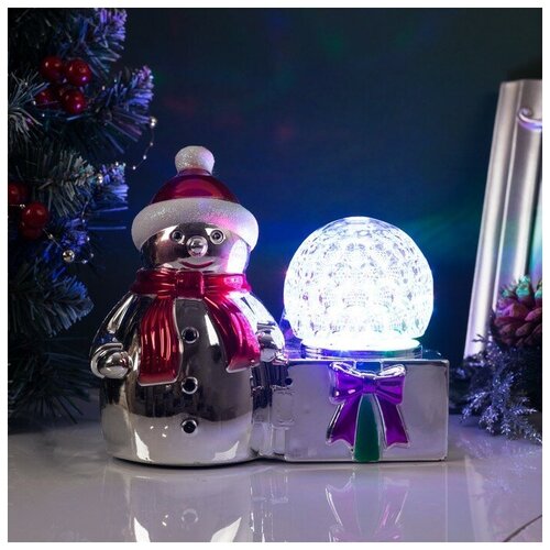 Световой прибор «Снеговик с шаром» 10 см, свечение RGB, 220 В