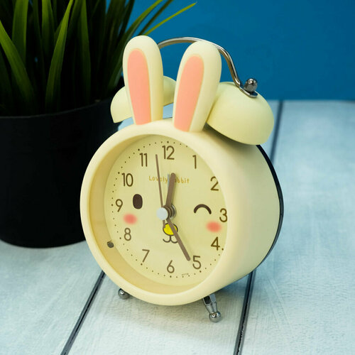 Часы-будильник «Cute rabbit», yellow