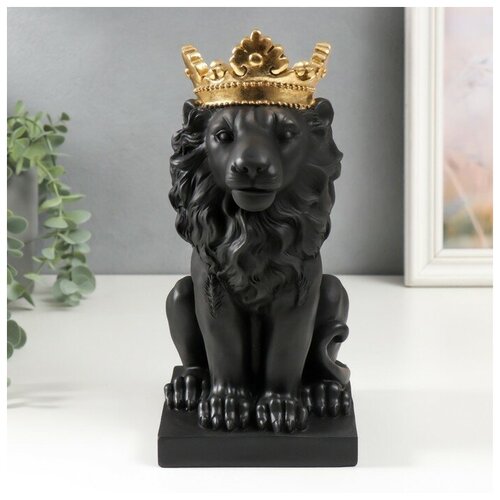 Сувенир полистоун подсвечник "Чёрный лев в золотой короне" 24,5х14х11,5 см