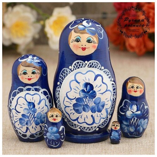 Матрешка Sima-land "Гжель", синее платье, 5 кукольная, 9,5-11 см (3371586)